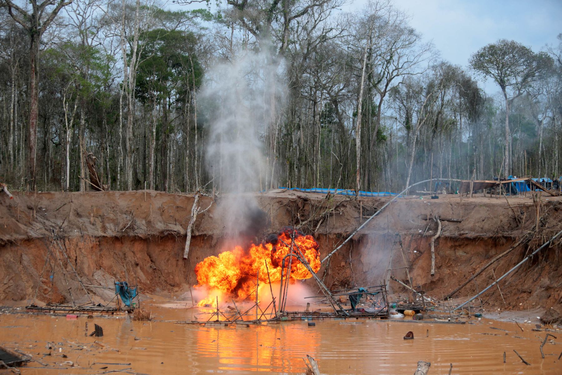 Illegal Mining: Operations decommissioned more than 8 thousand gallons ...